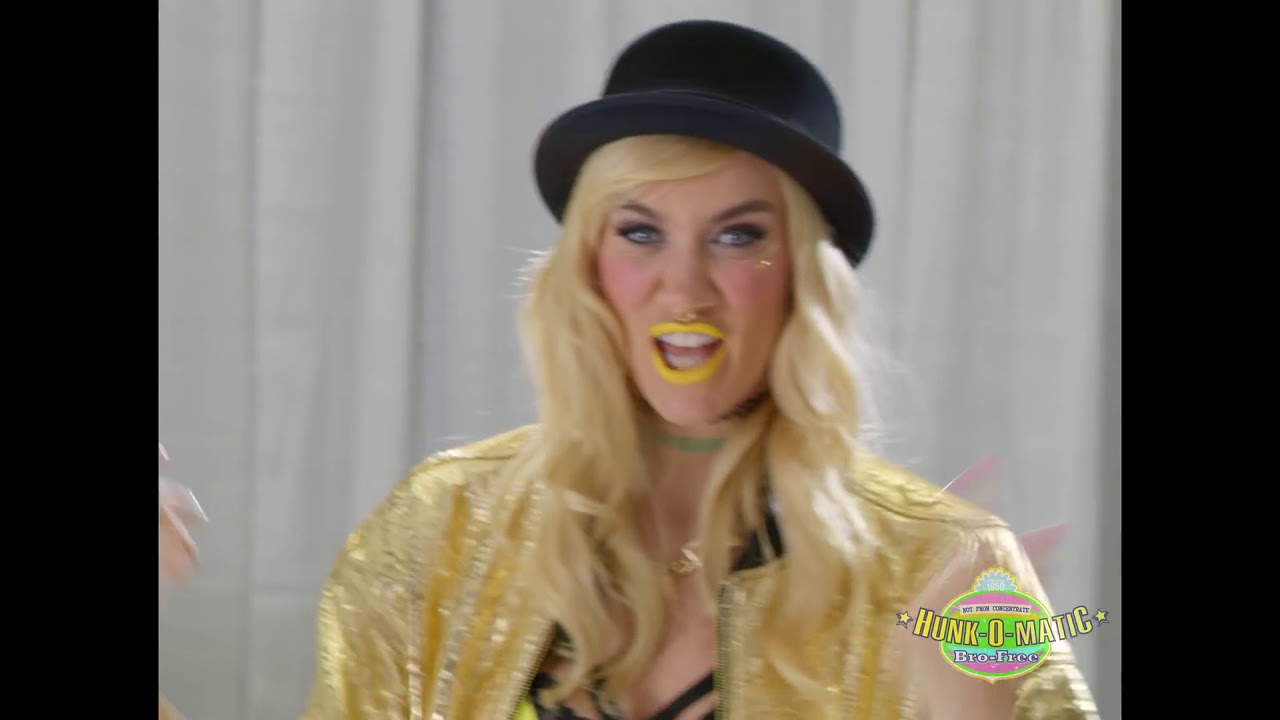 NERVO feat Kreayshawn, Dev & Alisa - Hey Ricky Official Video - YouTube