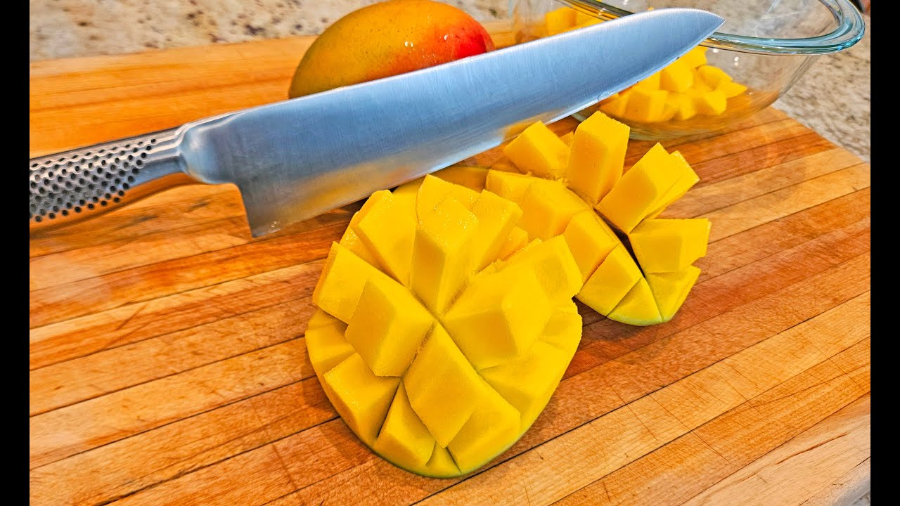 How to Buy The Perfect Mango, How to Cut and How to Ripen a Green Mango ...