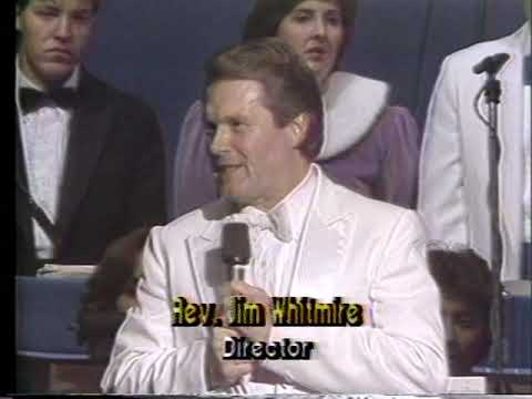 The 1985 Singing Christmas Tree - YouTube