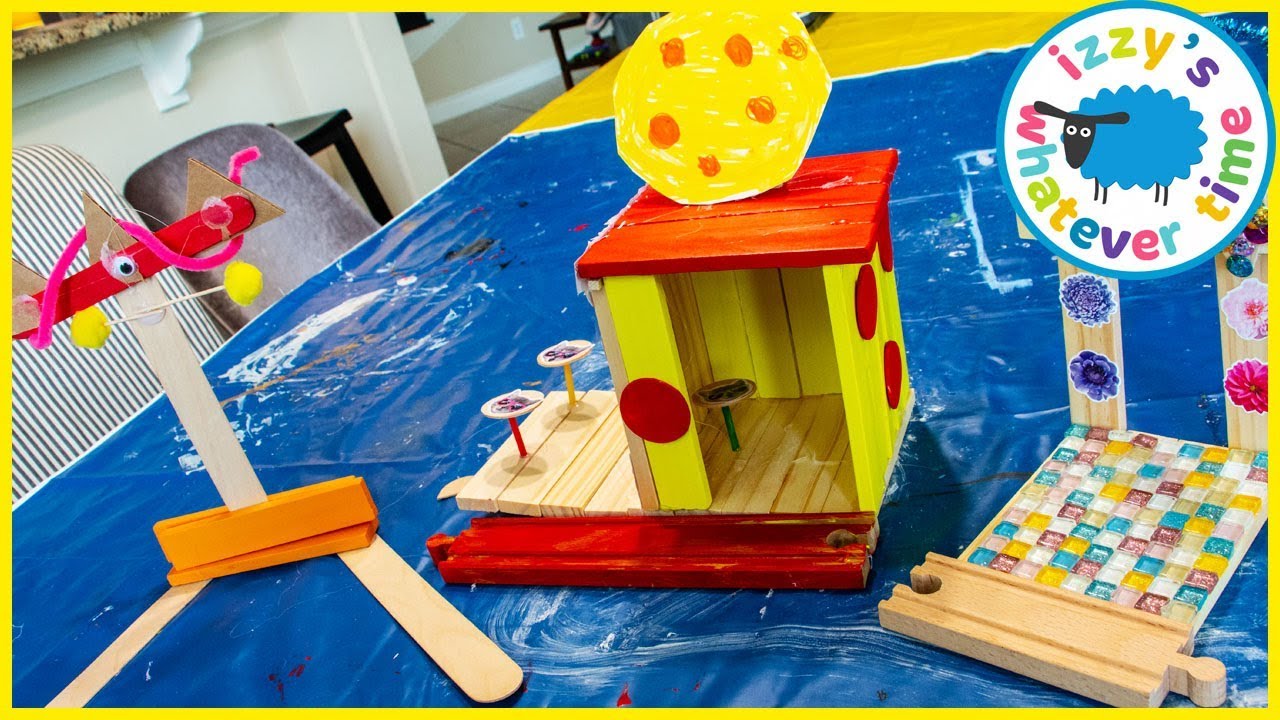 Thomas and Friends | MAKING DIY DESTINATIONS WITH OUR COUSINS - YouTube