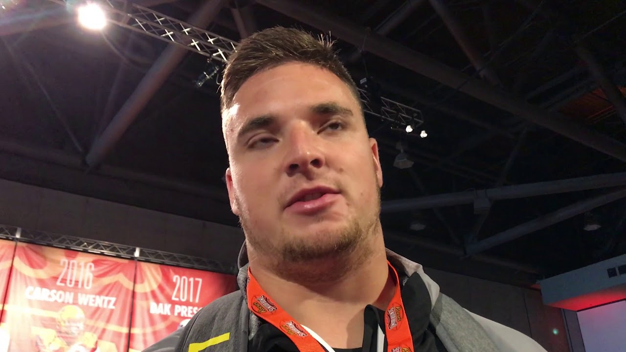 Michigan center Mason Cole at the Senior Bowl - YouTube