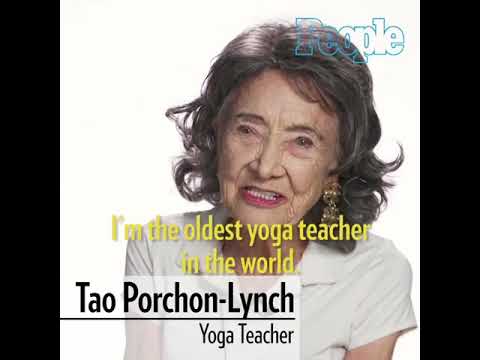 yoga teacher old woman 😅