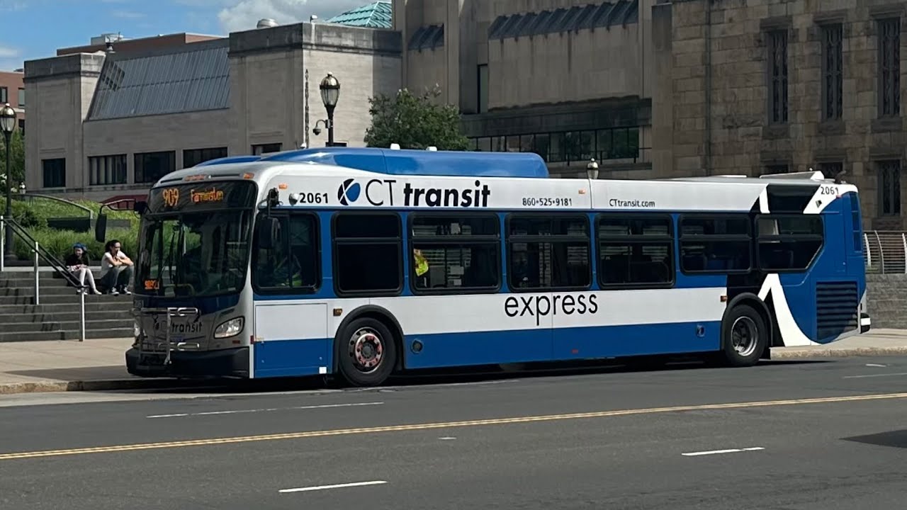 CTtransit 2020 New Flyer Industries XD40 #2061 Ride on route 30X - YouTube