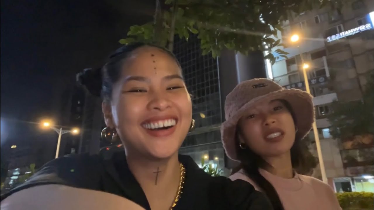 La Bruha - 1st Night in Taipei - YouTube