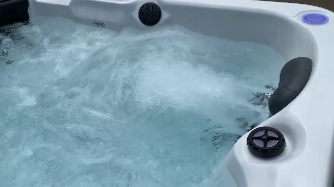 Simpsons Spas The Maui Hot Tub - YouTube