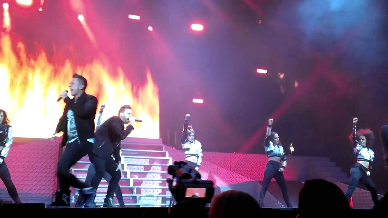 Five - Everybody Get Up (The Big Reunion 2014) - YouTube