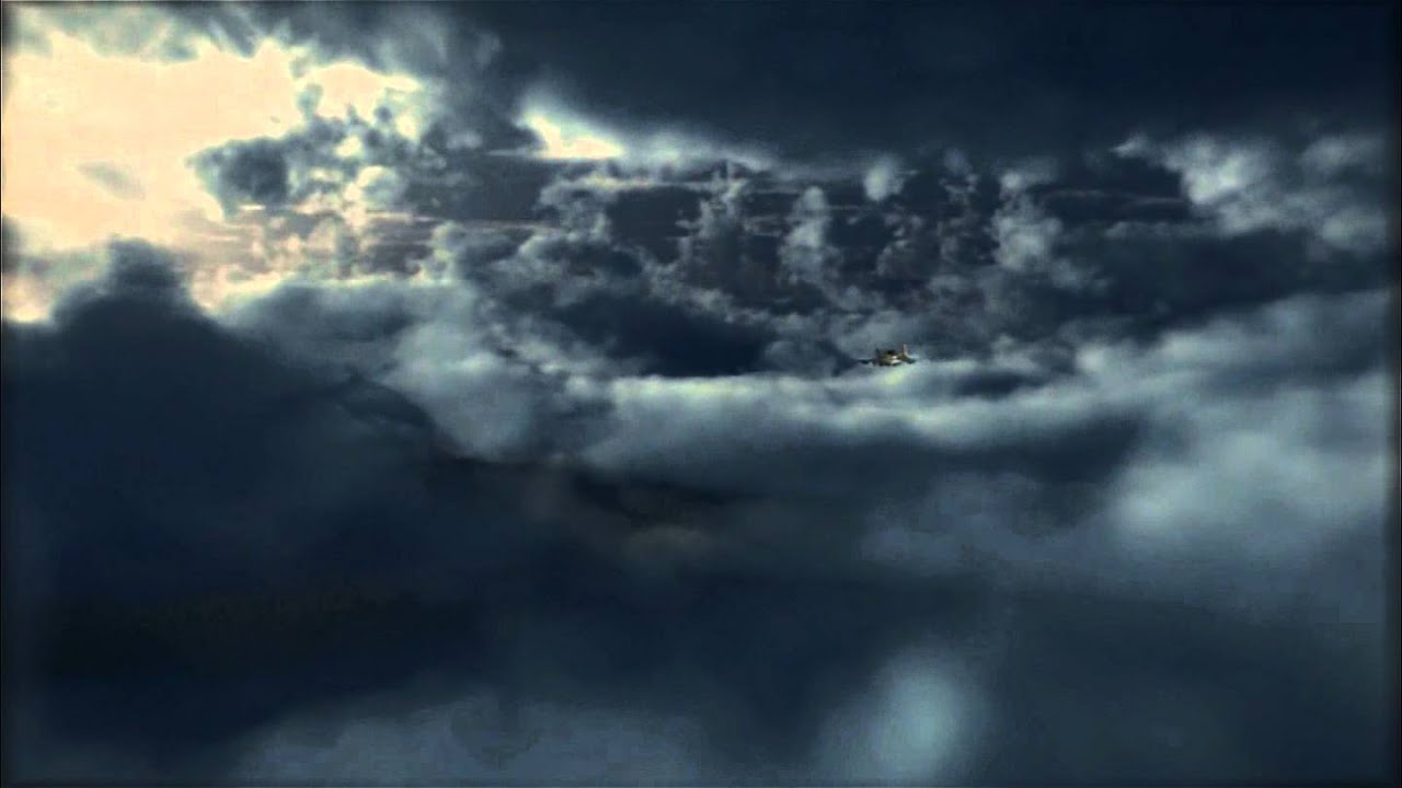 VUE clouds - il-2 flying through the storm - YouTube