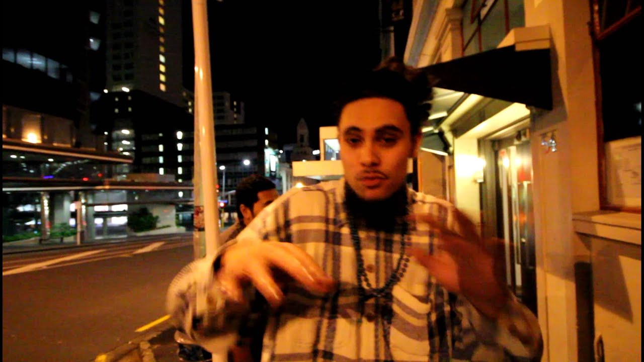 Trix Night Out - Mellow Downs Freestyle - YouTube