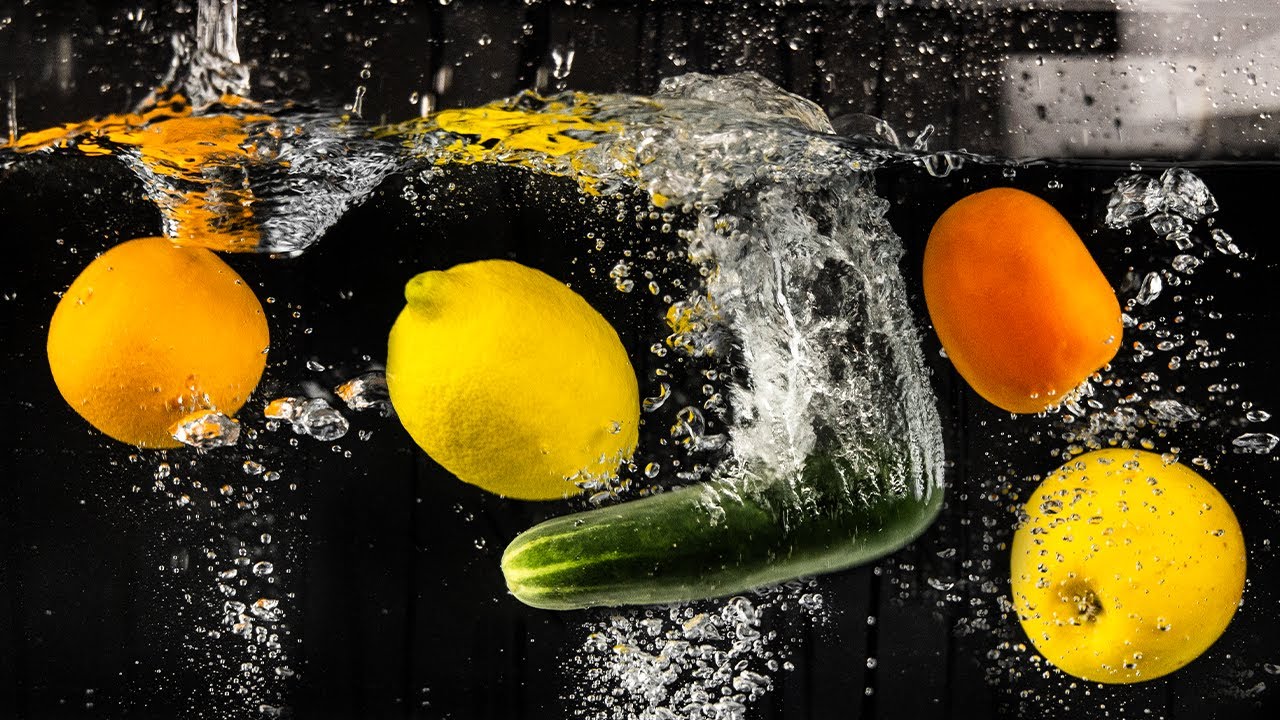 FISH TANK SPLASH PHOTOGRAPHY - YouTube