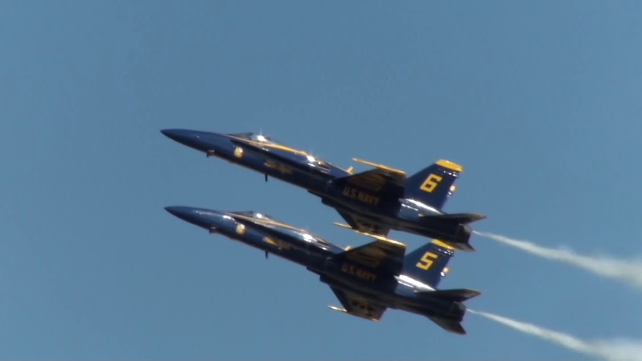 EAA AirVenture 2017 - Blue Angels - YouTube