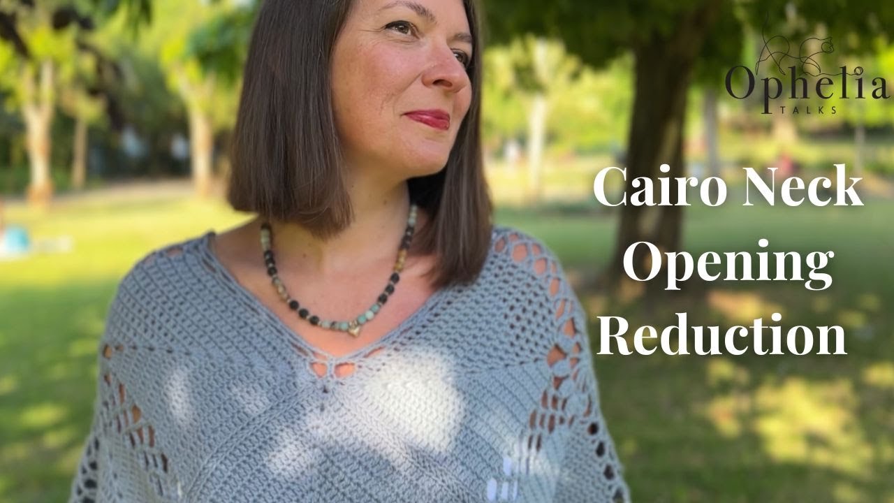 Reducing The Neckline Of My Poncho // Cairo Poncho Neck Opening ...