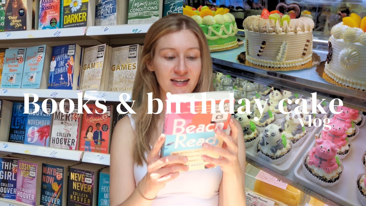 BOOK HAUL & BIRTHDAY CAKE HUNT | VLOG - YouTube