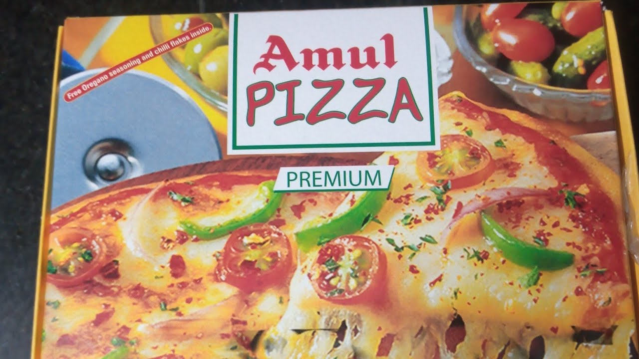 #Amulpizza #pizza #readytoeat #shorts . Reviewing Amul Frozen pizza ...