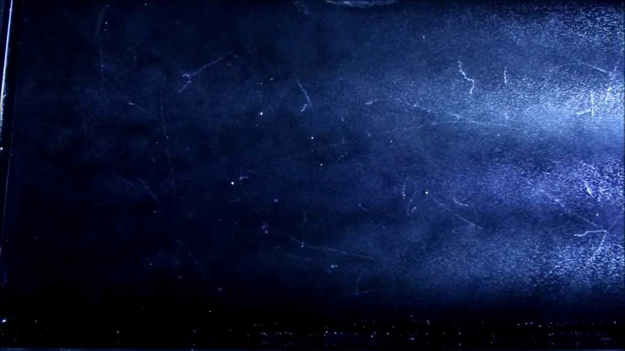 Alpha and Beta Particles in a Cloud Chamber - YouTube