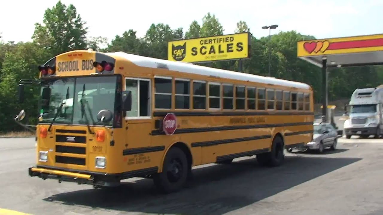 New 2011 Thomas School Bus Pulling A Car - YouTube