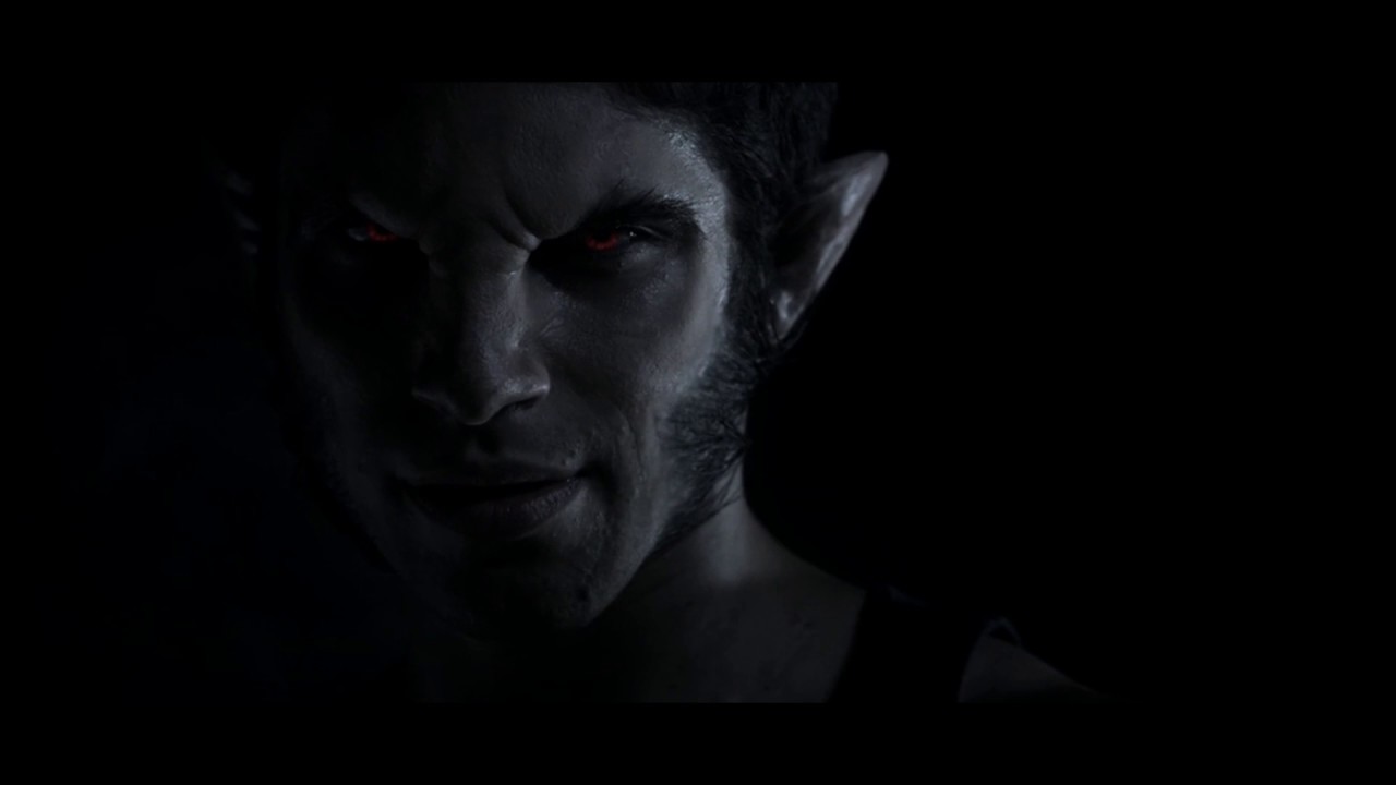 The Alpha Peter Hale In Werewolf Form In The Daylight