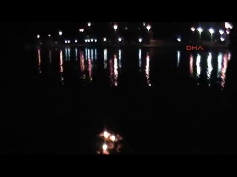 Dilek fenerleri Aylan bebekler için yakıldı