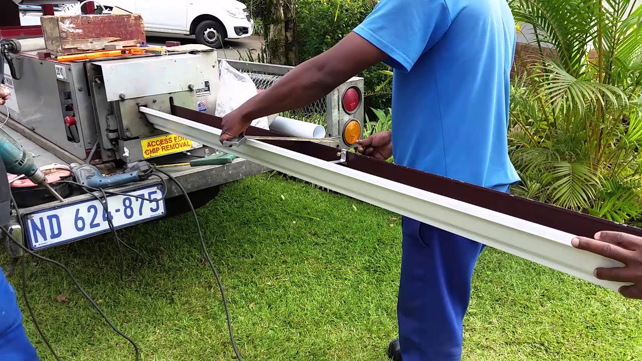 Gutter Master - Seamless Aluminium Gutters - YouTube