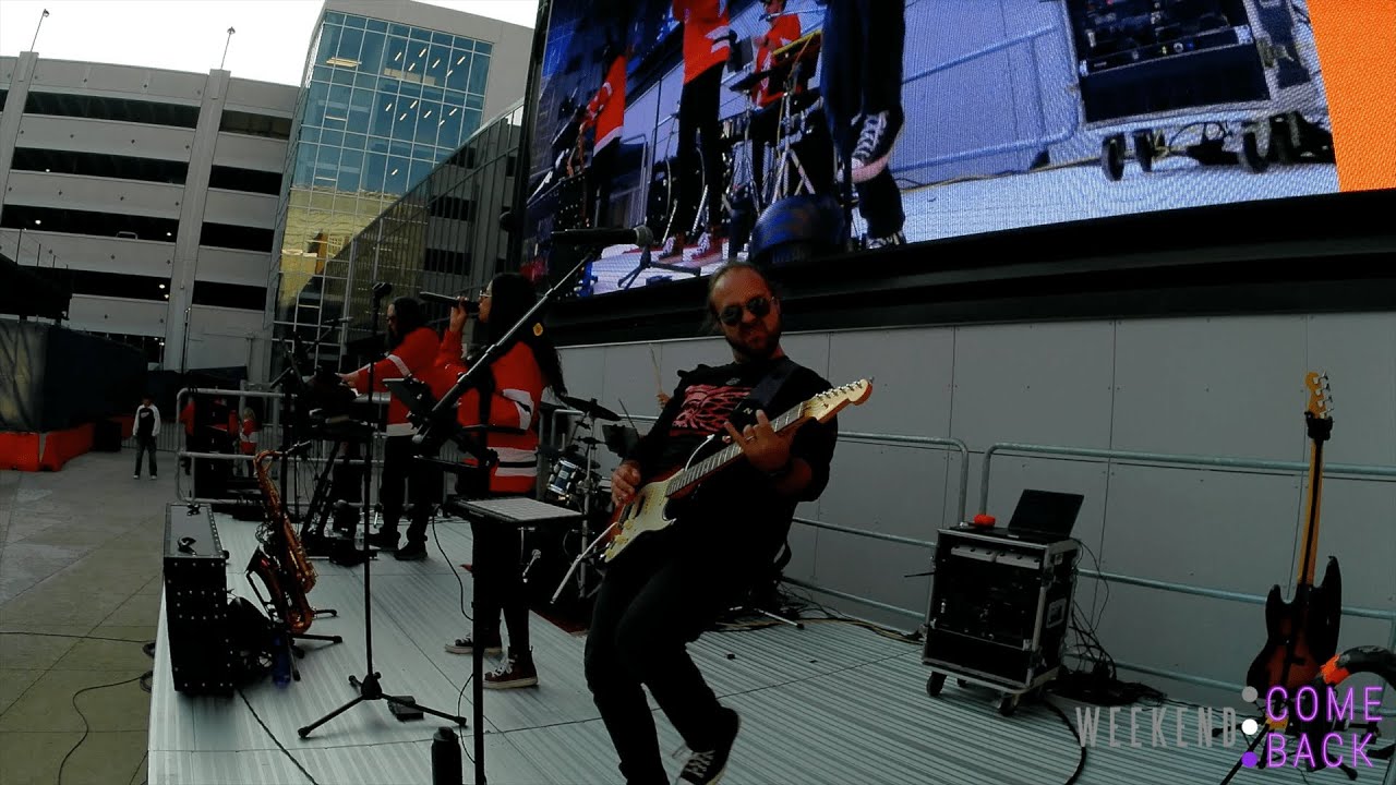 Weekend ComeBack - Don't Stop Believin' LIVE at Little Caesars Arena ...