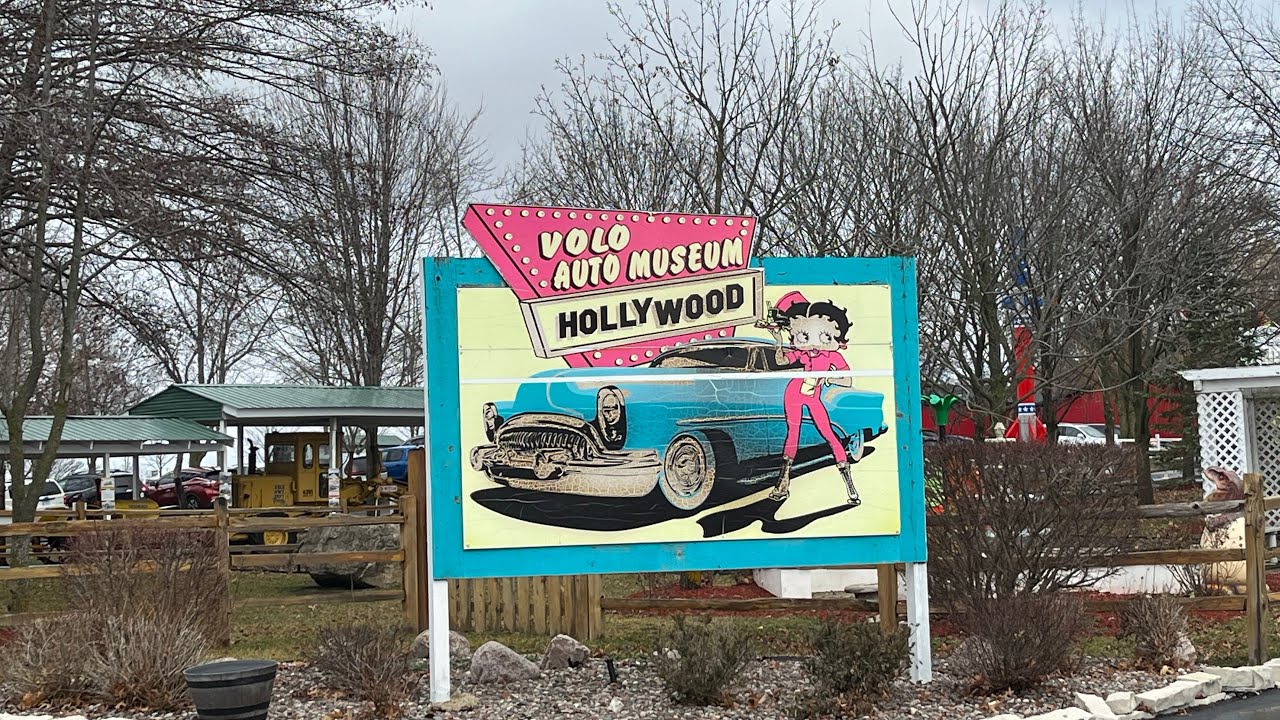 Full Visit To The Volo Auto Museum 12/26 - YouTube