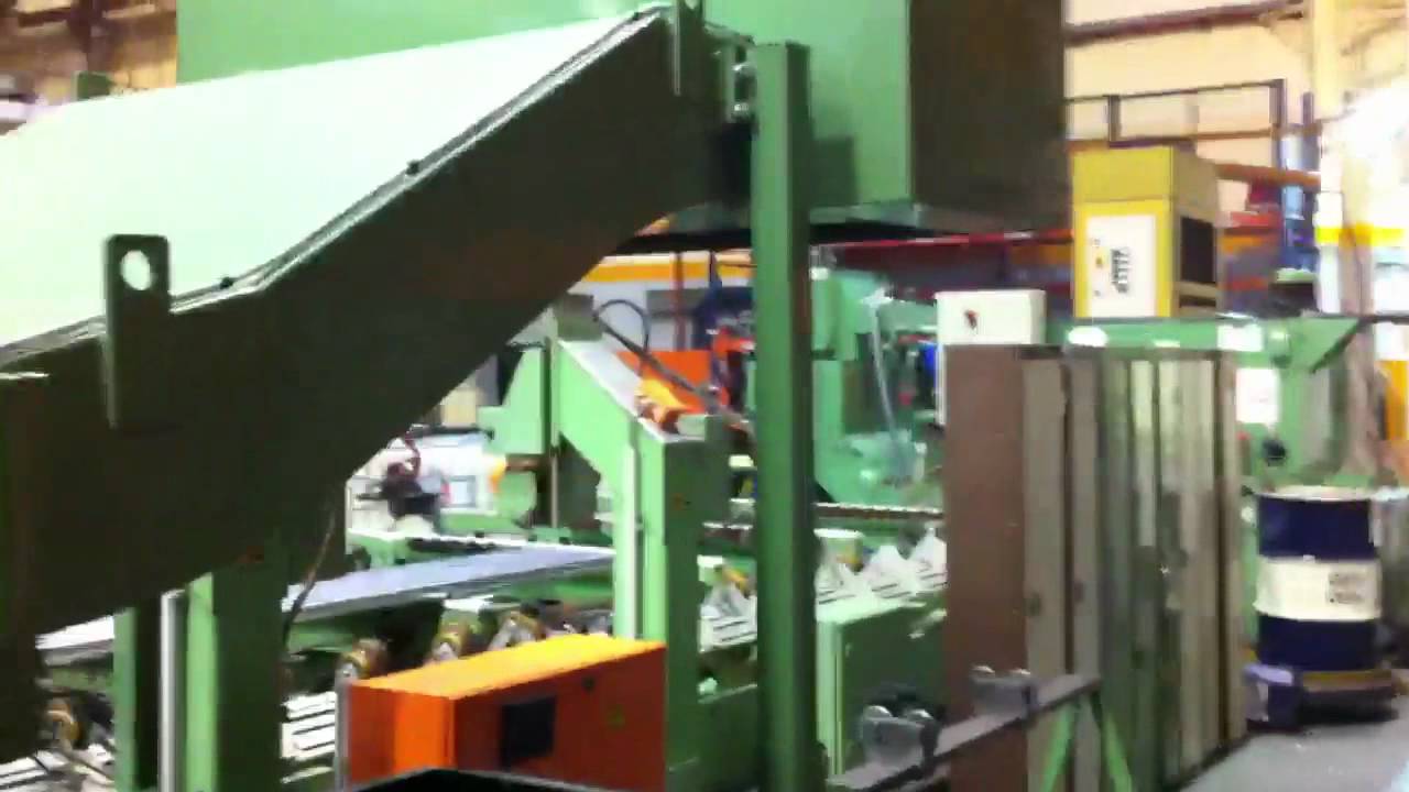 Swarf Conveyor - YouTube