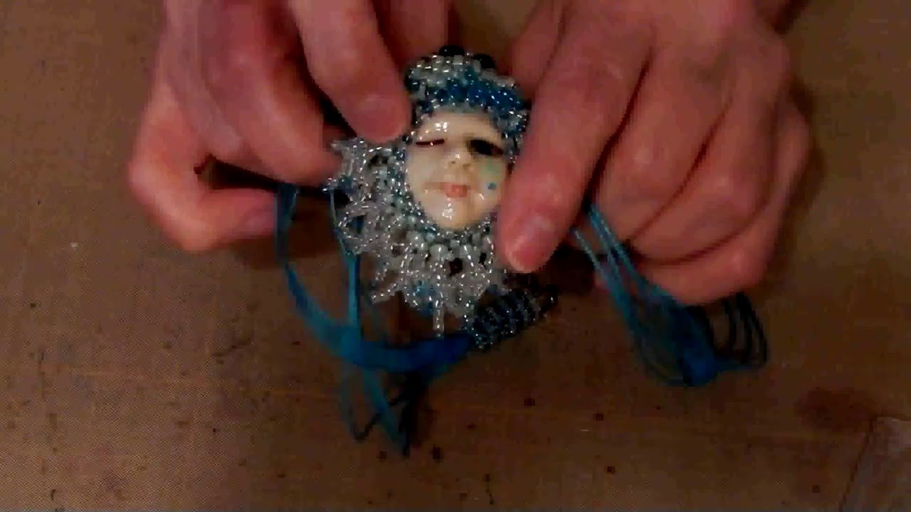Beaded Face Pendant Tutorial Part 1 - YouTube