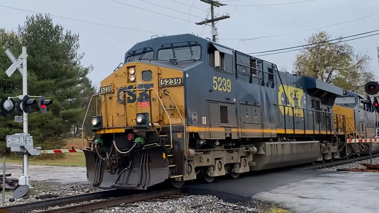 CSX M316 hits coins ravenswood wv 11/11/22 - YouTube