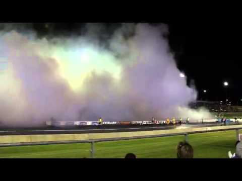 Burnout King, Perth Motorplex, Good Friday 2013. - YouTube