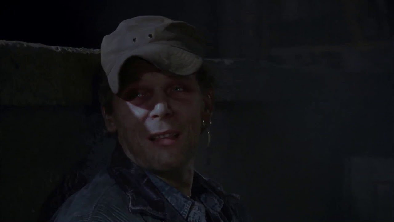 Batman (1989) ''I'm Batman'' Opening Rooftop Scene - YouTube