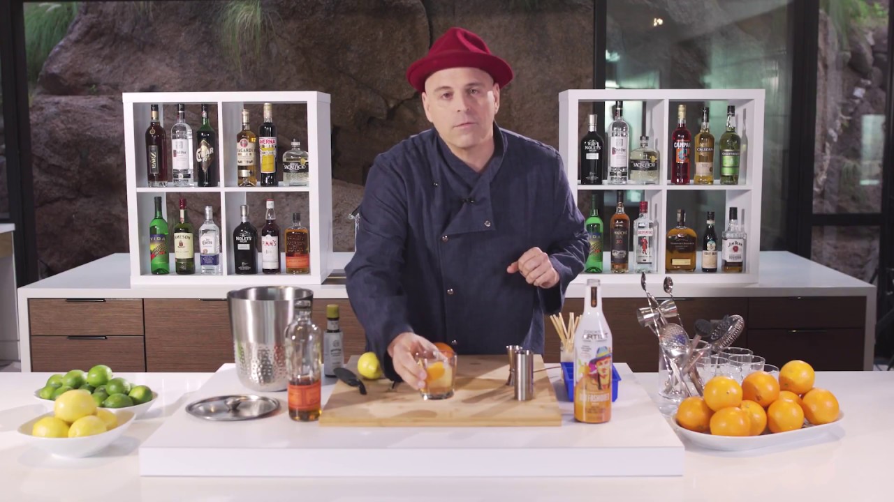 How to Make an Old Fashioned – Cocktail Artist - YouTube