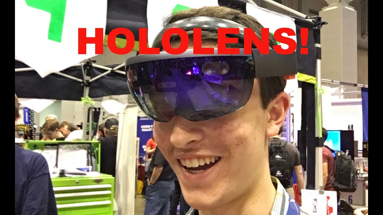 I tried out a HoloLens! - YouTube