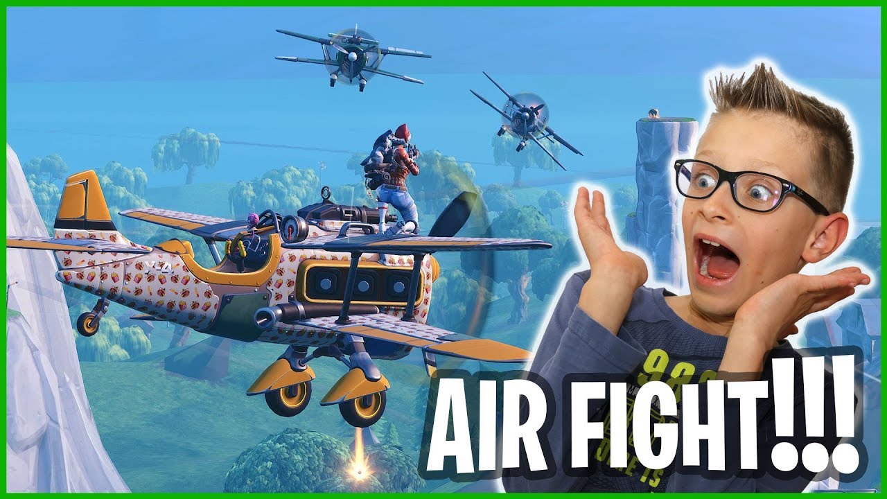 The Airplane Fight! - YouTube