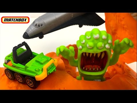 MATCHBOX ON A MISSION MARS EXPLORERS WITH MBX SHUTTLE, SPACE BUGGY ...