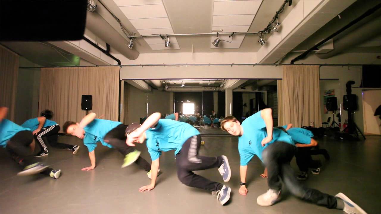 noise step up break dance - YouTube