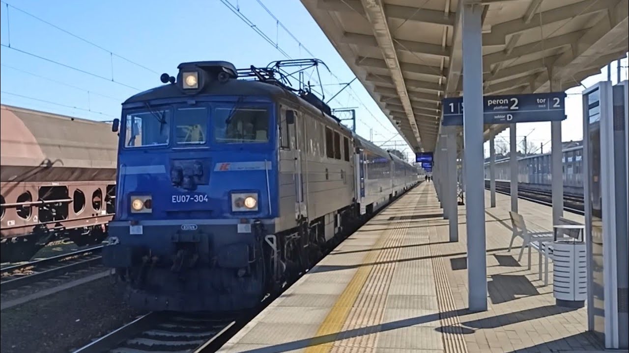 ET22-165, ED78-010, ED78-022, EU07-304 IC,,BACHUS", 181-015 ZE SKŁADEM WĘGLAREK. - YouTube