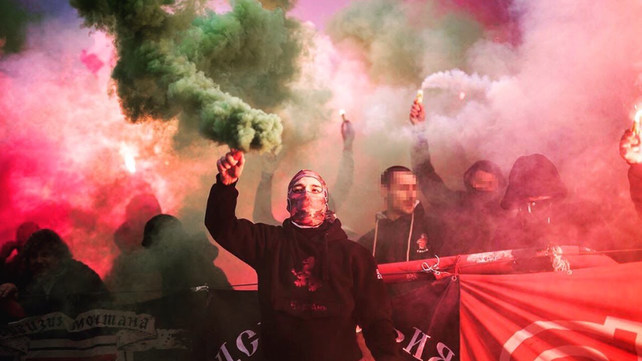 TOP 15 BALKAN ULTRAS - YouTube