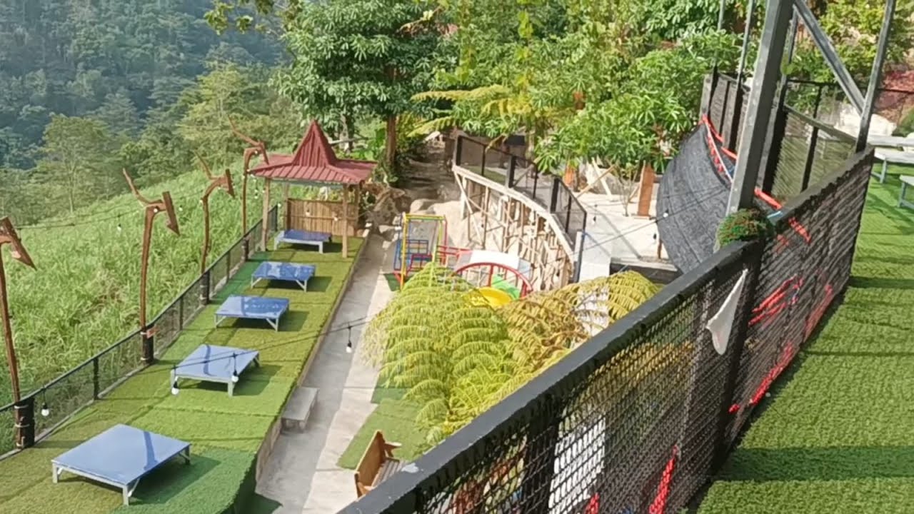 Suasana Cafe dan Resto CONDRO MOERIA di Gunung Muria Kudus - YouTube