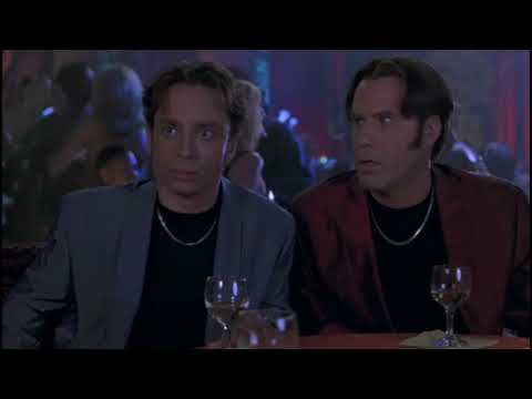 Kıçımı Senmi Elledin?