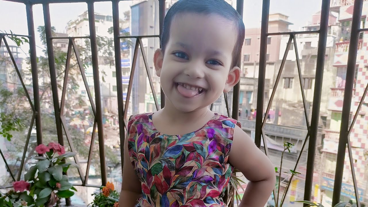 Esha's vlog 🍟🍭 is live! - YouTube