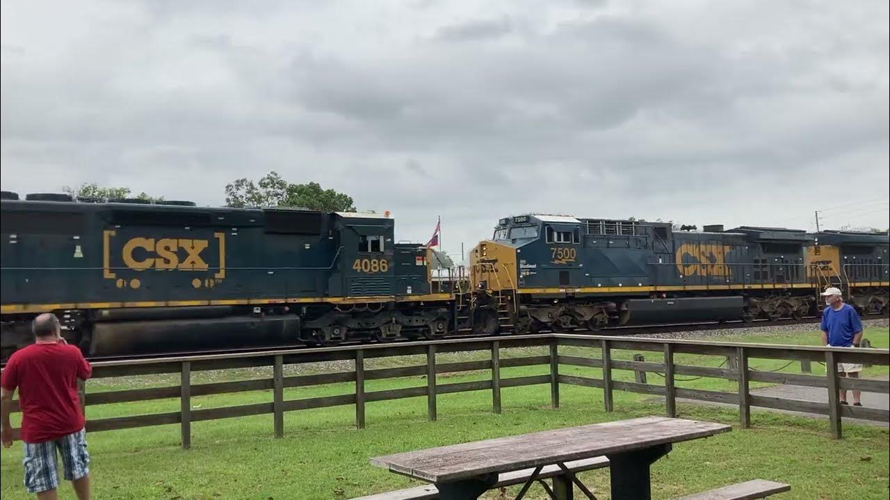 SD40 and Biodiesel CM44s on M442 through Folkston 10/9/2024 3:11 PM - YouTube
