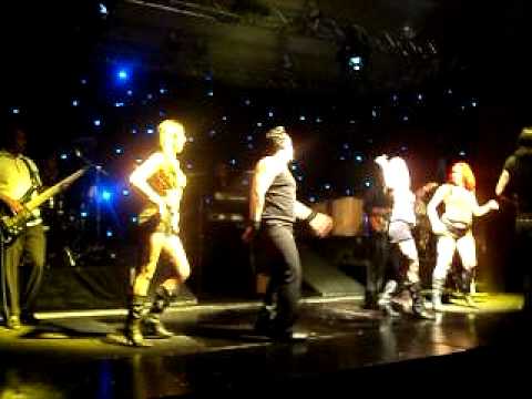 Banda 4 Estações.. - YouTube