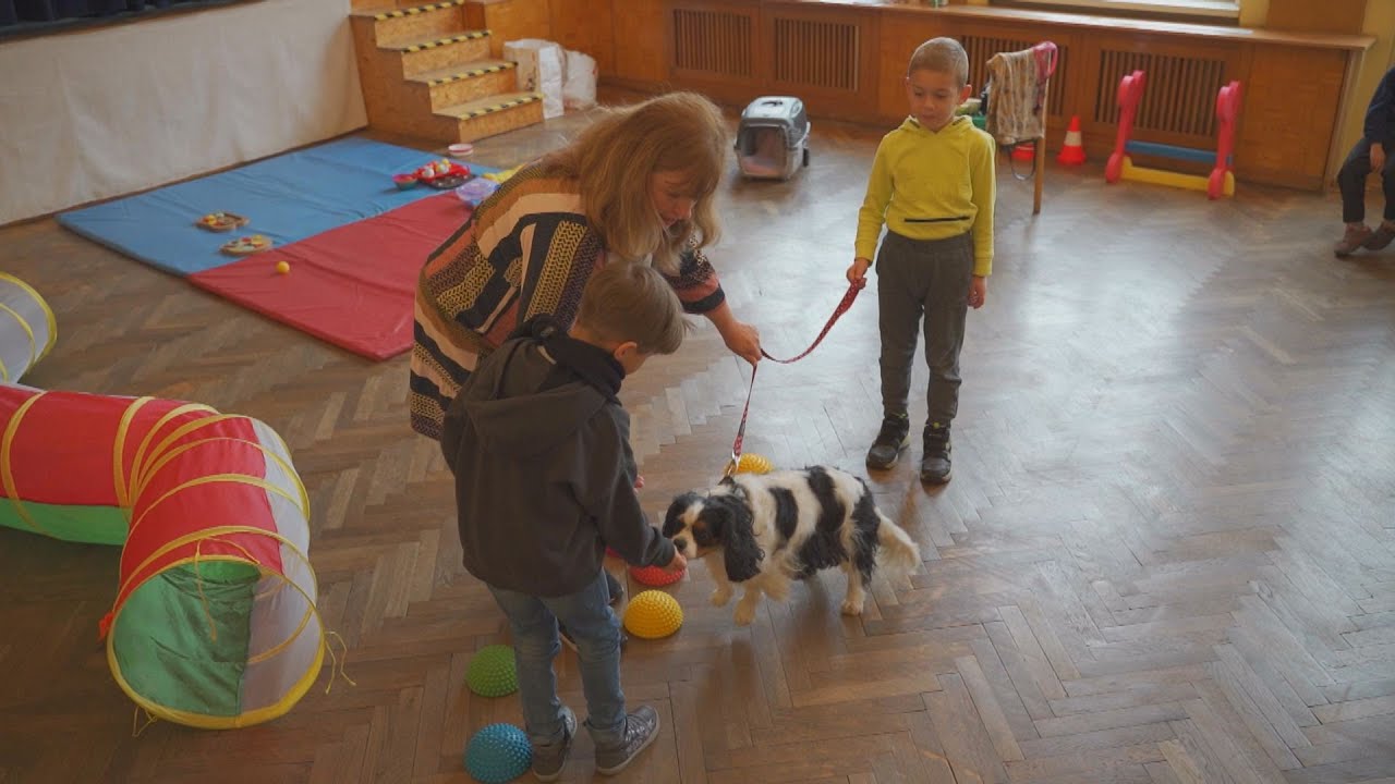 Terapia pre škôlkárov v CVČ Kamarát - YouTube