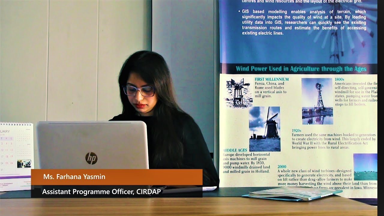 GIS Training for Students and Professionals - YouTube