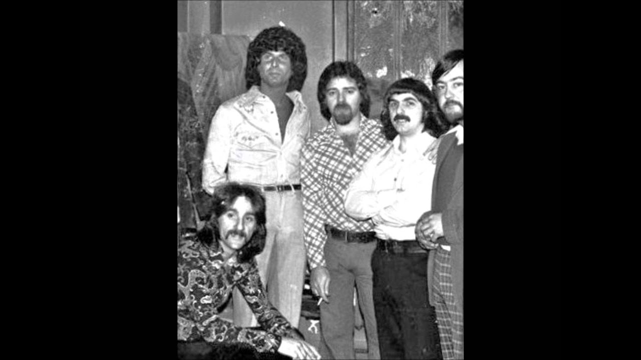 I Who Have Nothing, Larry Chance & Earls.wmv - YouTube