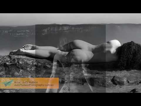 Art Modeling: Check Out These Poses For Paintings