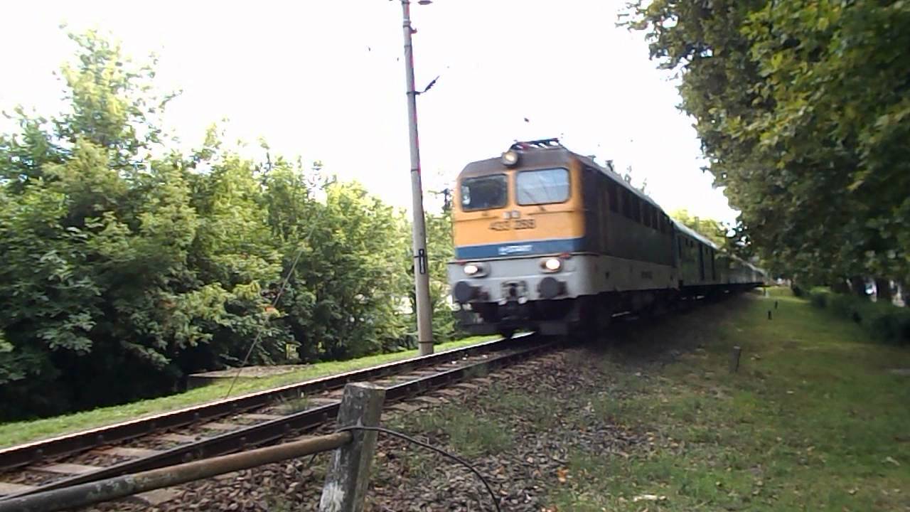 Balaton Expressz Baltonföldváron - YouTube