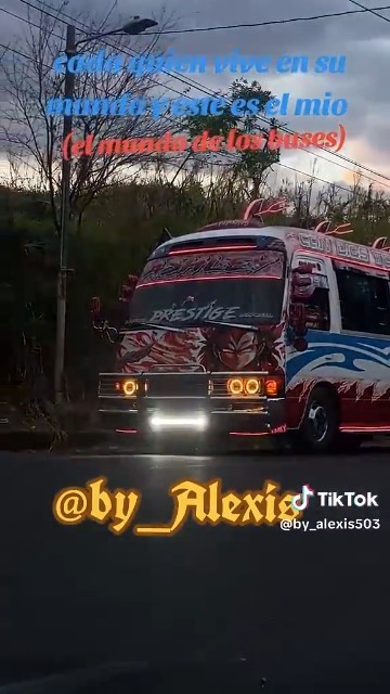 @Kelvinveloz503 @Marlon-x2j @STYLO.DE.COASTER.503SV el mejor mundo que ...