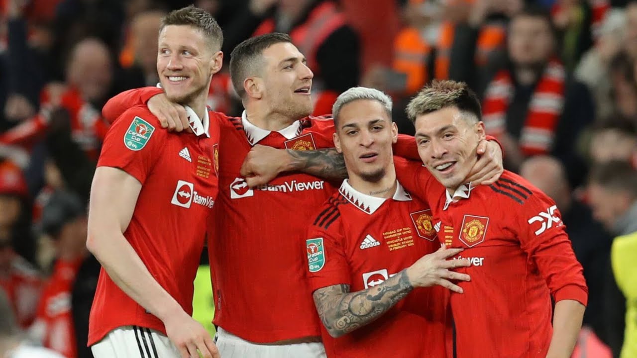Man United star ready to turn back on Ten Hag and secure surprise move ...