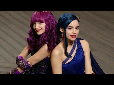 Descendants 2 (starring me as Mal) part 4