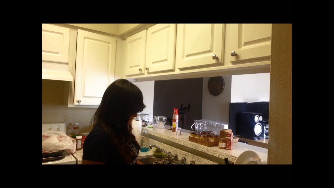 Breaking in a New Glove w/ Jae Alvarez #13 Bayou City Tigers 12U - YouTube